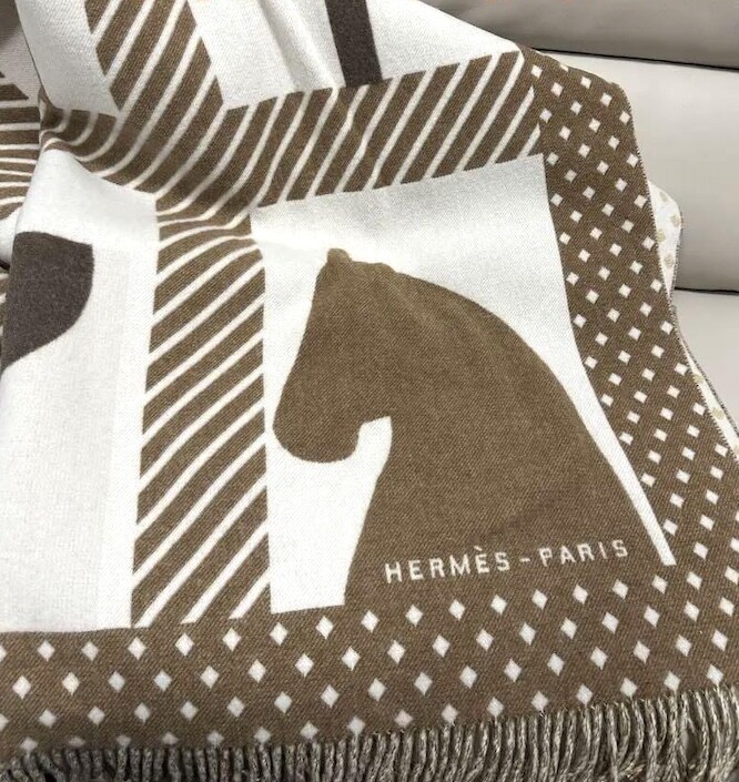 Hermes Avalon Throw Blanket Plaid Camel Cashmere Wool Sofa Bed Rug Auth ...