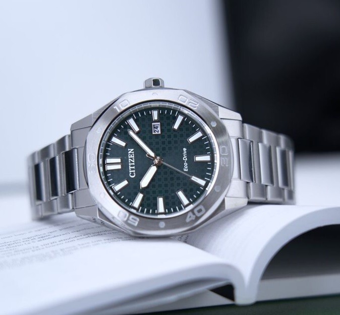 Citizen Eco-Drive BM7630-80X Green Analog Octagonal Design Solar Men's ...