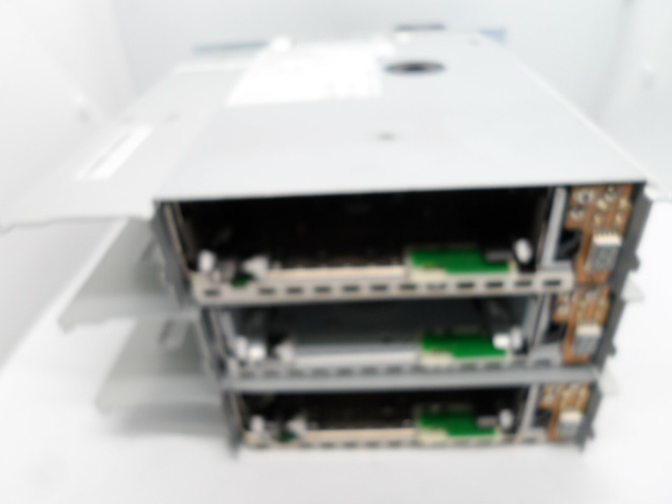 1X IBM LTO5 FC 8Gb HH ultrium5 W/ tray TS3100 3573-8248 00V6733 46X9553 ...