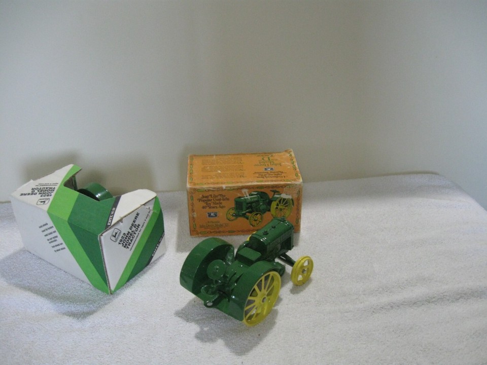2 VINTAGE ERTL 1/16 JOHN DEERE D TRACTOR 1923 IN BOX VINDEX REPLICA ...