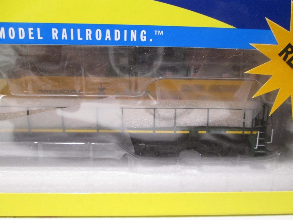 ATHEARN HO 77987 DASH 9-44CW CHICAGO & NORTH WESTERN CNW 8727 NEW ...