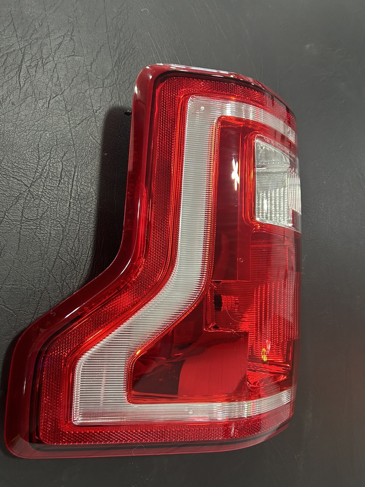 2015 2016 2017 Ford F-150 Right Rear Tail Light RH 4016-44ZH-2158-C OEM ...