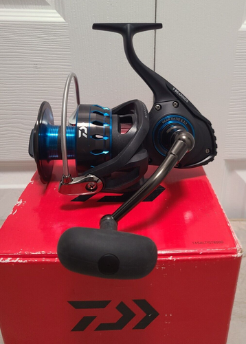 Daiwa Saltist 8000 Spinning Reel. New with Box. | eBay