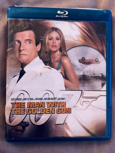 THE MAN WITH THE GOLDEN GUN - Blu-Ray James Bond - Roger Moore | eBay