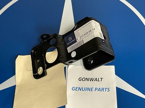 Mercedes Benz Bracket Wheelhouse Right 2126200614 E350 E550 CLS550 E63 ...