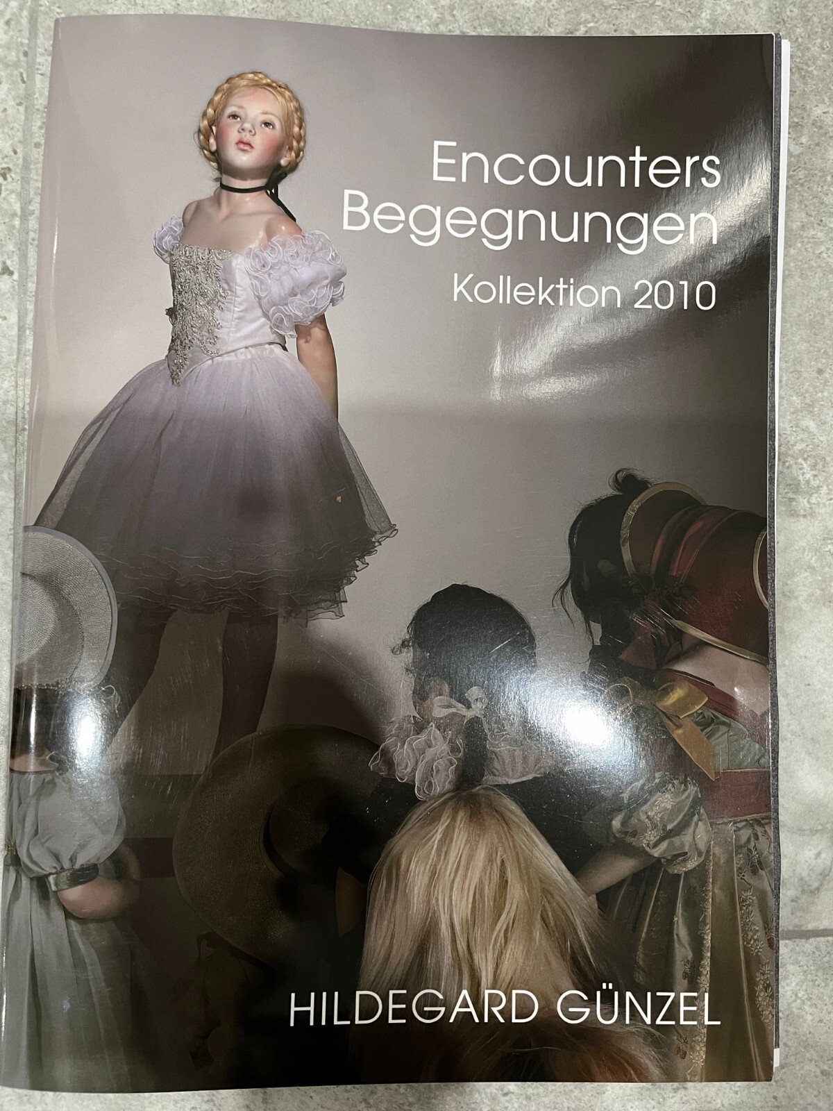 2010 Hildegard Gunzel Alice in Wonderland porcelain dolls collectible ...