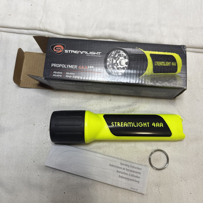 Streamlight 68201 4AA Propolymer 67-Lumen LED Flashlight with White ...