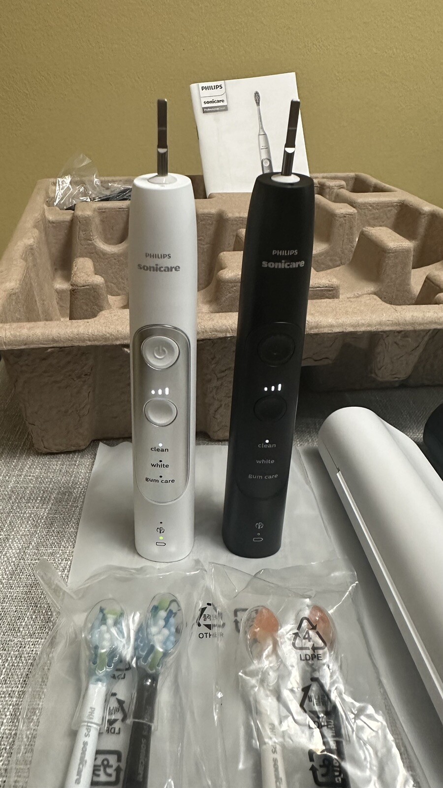 Philips Sonicare Professional Clean Rechargeable Electric Toothbrush 2 ...