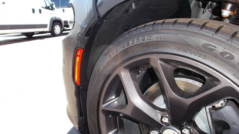 2015-2023 Dodge Charger R/T Front End Mask Bra 2pc | Black | Colgan ...