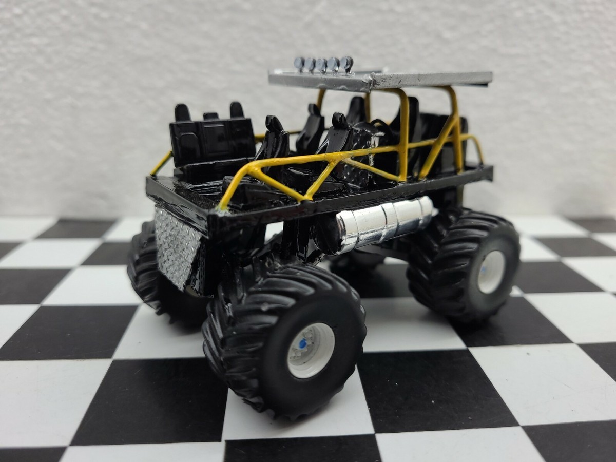 Camion Monstre Redneck Saturday Night Racing... RedneckRampage