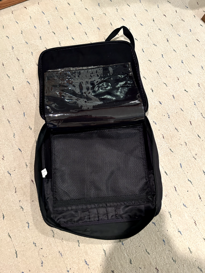 Walt Disney World RARE Lot Hidden Mickey Pins + Bonus 2007 Pin Trading ...