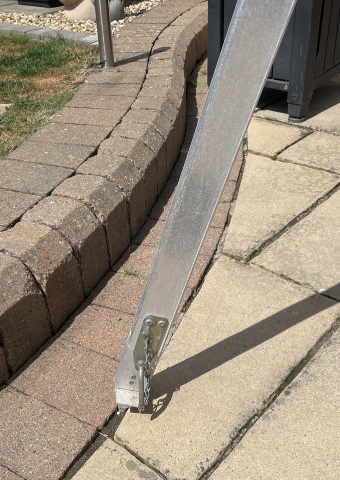 Professional Lyte Tripod Ladder Fruit Picking Hedge cutting 14 Tread ...