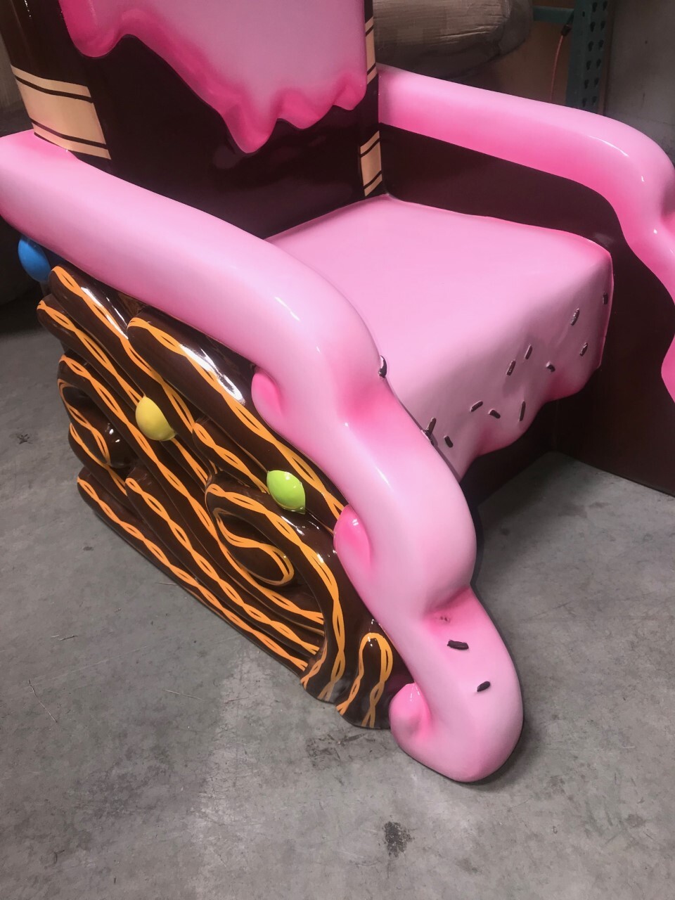 King Candy Throne Chair Life Size Resin Statue Restaurant Theme Decor ...