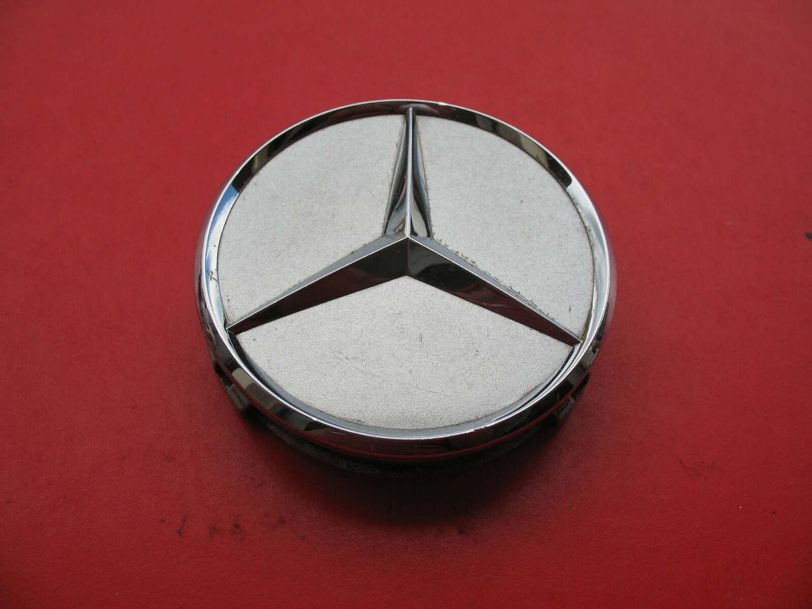 MERCEDES (1) WHEEL RIM HUB CAP HUBCAP CENTER COVER PLUG 2204000125 USED ...