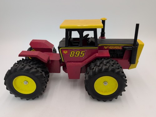 1/16 Scale Models Farm Toy Versatile 895 Tractor | eBay