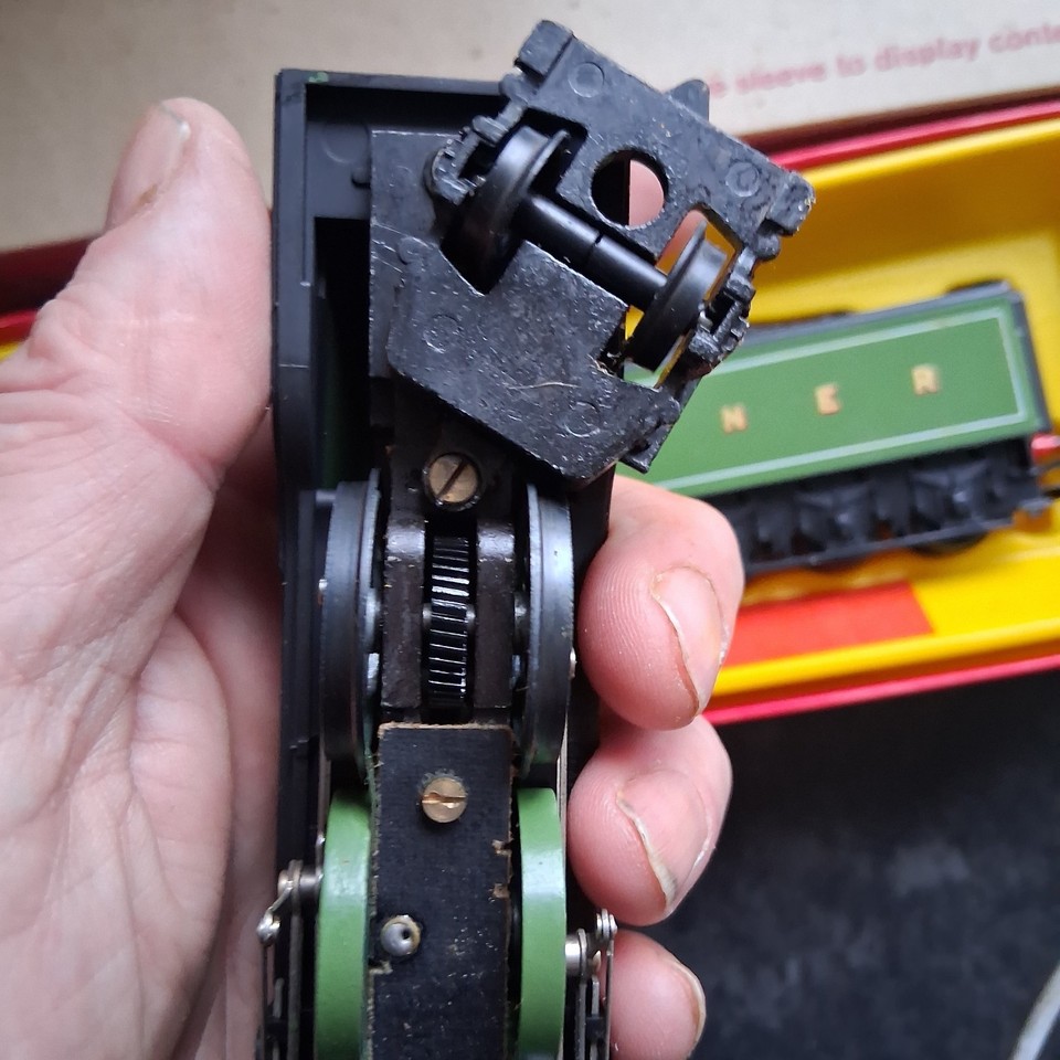 Hornby R855 Triang Flying Scotsman LNER Green OO Gauge. STUNNING. ASNEW ...