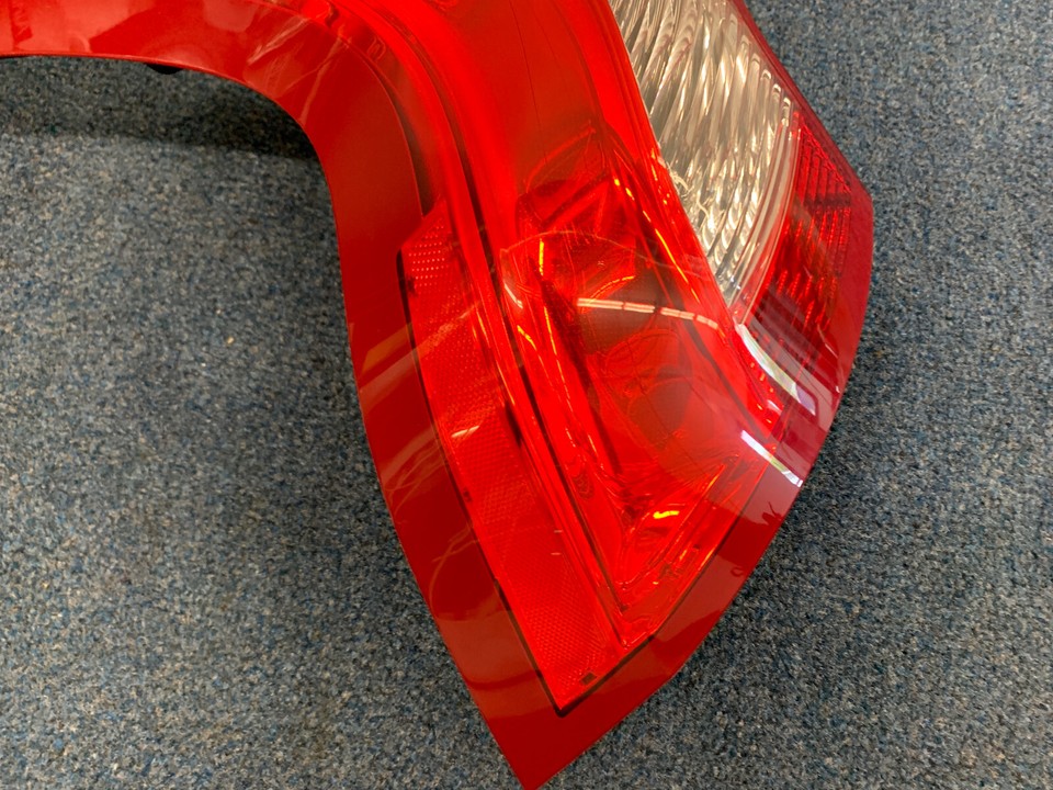 11-17 Volvo XC60 Left Rear Tail Light Assembly 31323034 | eBay