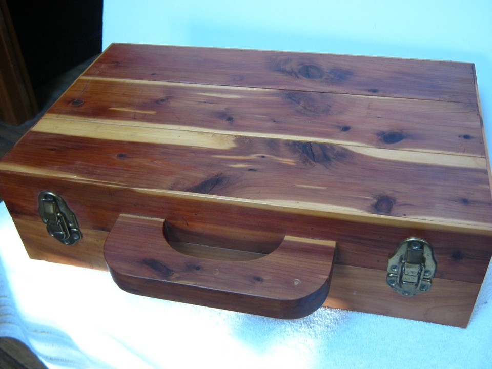 George C. Brown Company Greensboro, NC Wooden Fly Fishing Tackle Box ...