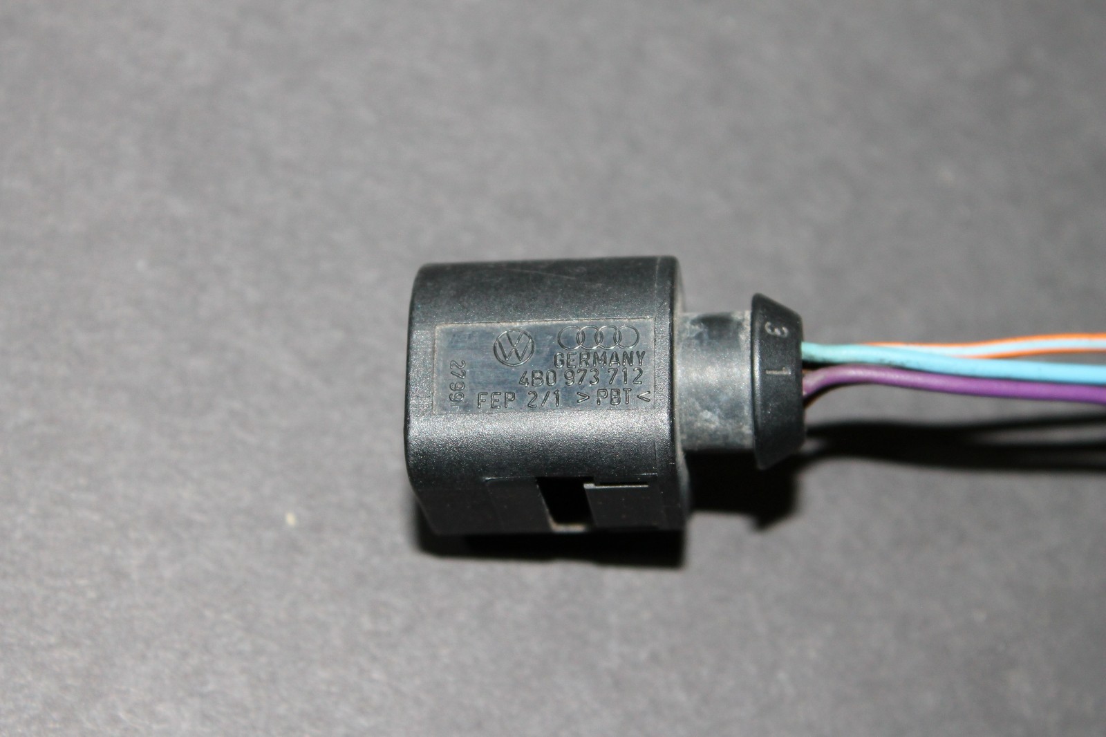 4 Pin Pigtail Plug Wiring Connector VW Jetta Golf Passat Audi A4 A6 4B0 ...