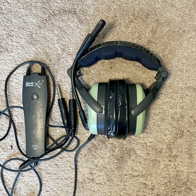 Aviation Headset David Clark Electronic Noise Cancelling X11 for sale ...