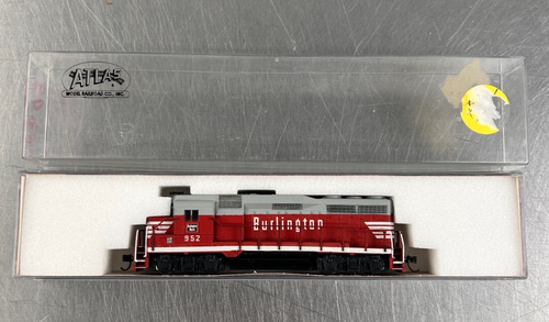 ATLAS N SCALE LOCOMOTIVE EMD GP30 #4736 GP39M ROAD 2814 | eBay