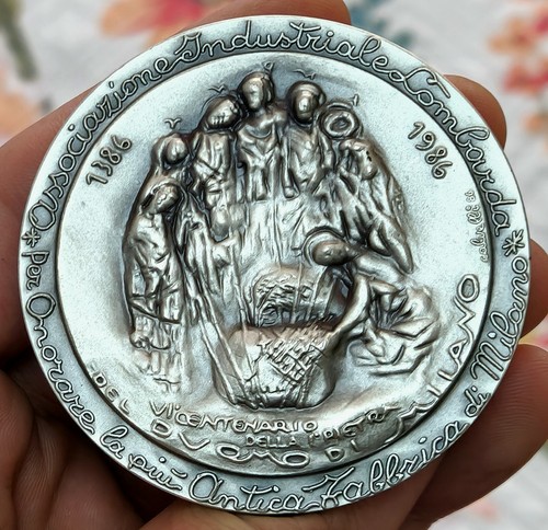 Silver Medal Milan Chatedral VI Centenary 1986 by Calvelli ,NO SHIPPING ...
