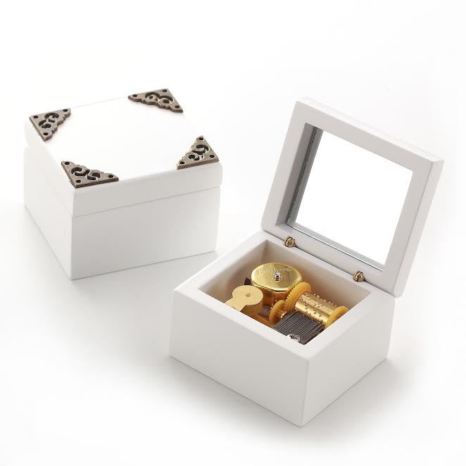 Vintage White Wood Music Box : The Phantom of the Opera (Music of the ...