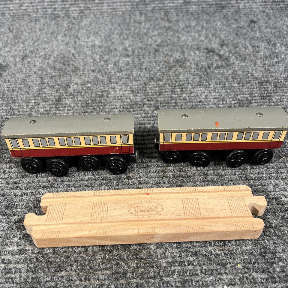 Thomas Wooden Railway Express Coach Train Cars 1998 | eBay