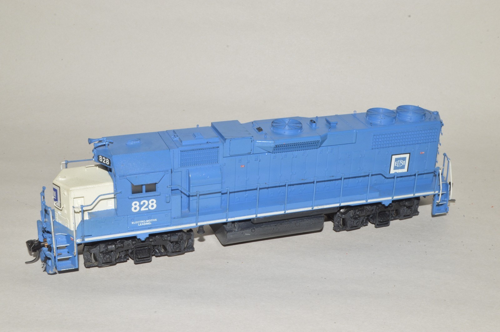 HO scale custom Athearn EMD Lease EMD GP28-2 locomotive train | eBay