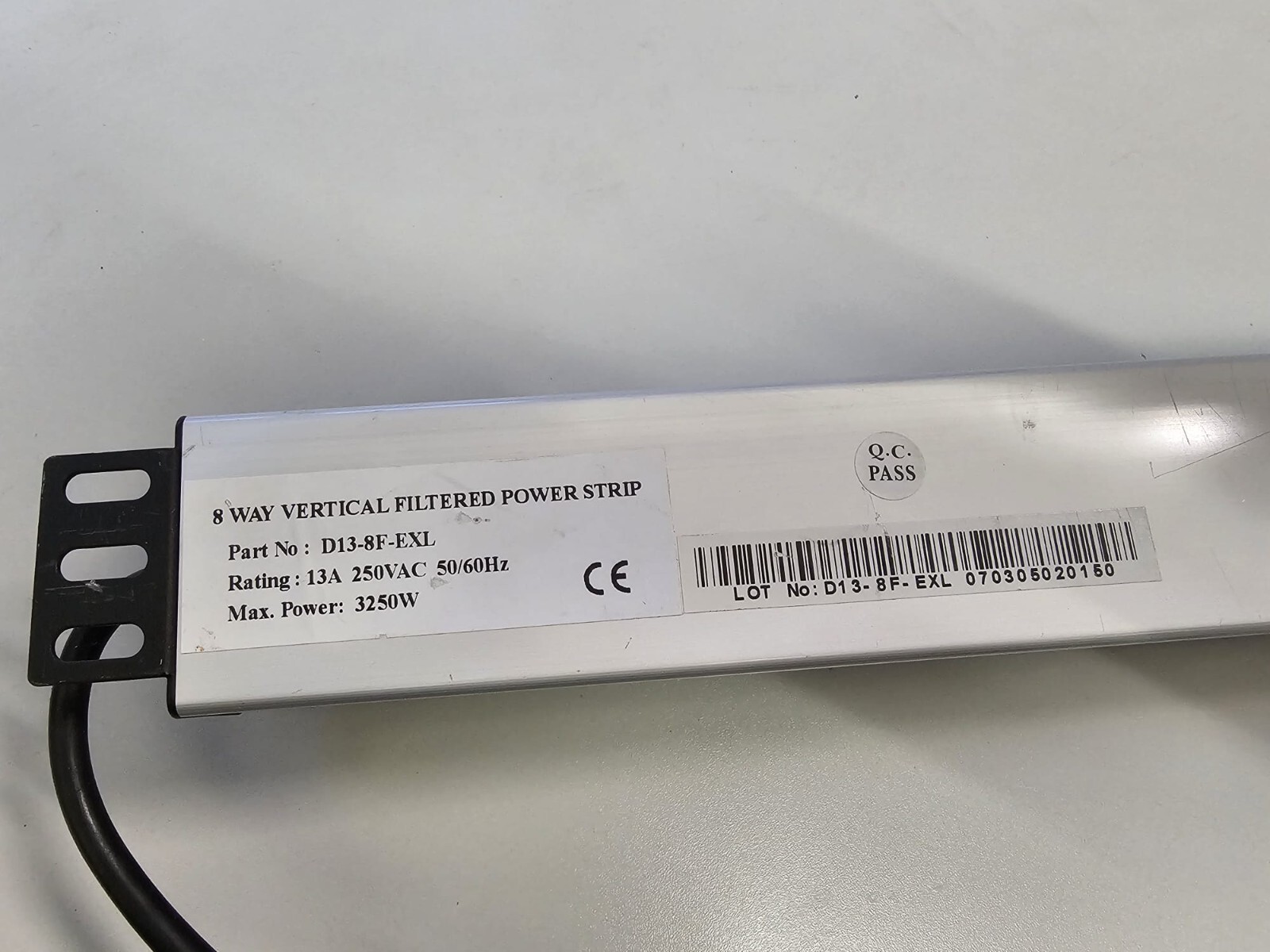 8 WAY EXTENSION VERT. FILTERED POWER STRIP 3250W POWER DISTR UNIT C14 ...