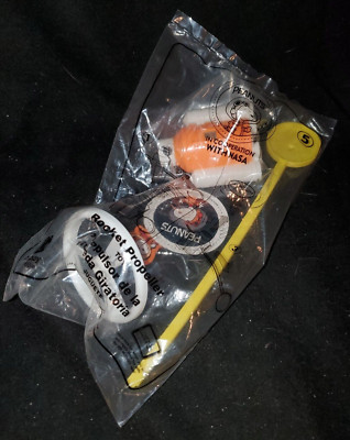 SNOOPY NASA ASTRONAUT Rocket Propeller PEANUTS Toy #5 / 2019 McDonalds ...