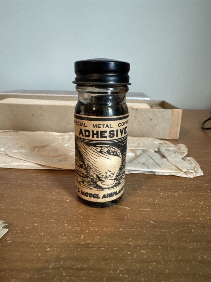 CZ Model Airplane Co. Bell P-39 Pursuit Wood Metal Covered Model ...