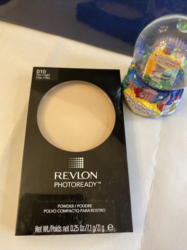 Revlon PhotoReady Powder Lightweight &Mattifying Pressed Face Make Up ...