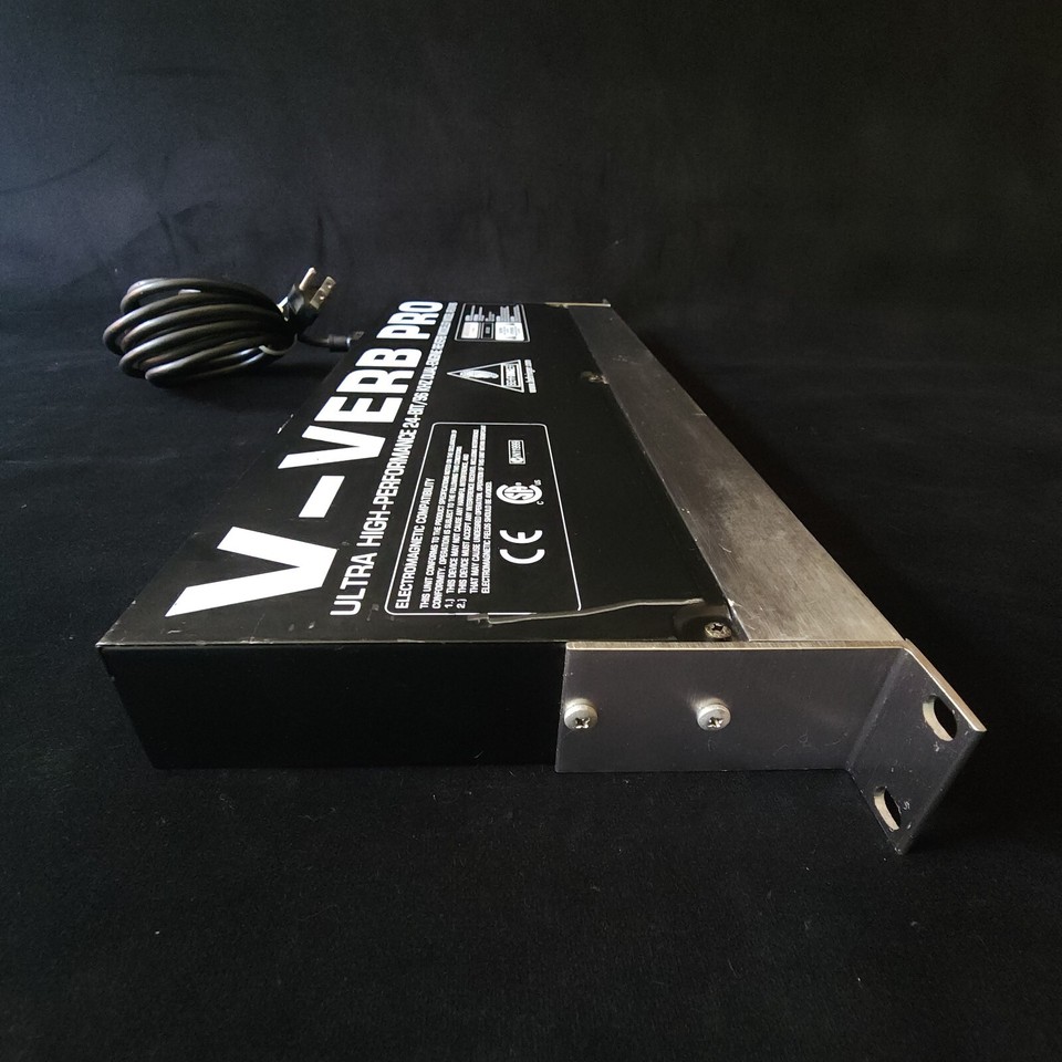Silver Professional Studio Behringer V-VERB PRO REV2496 Effects Rack ...