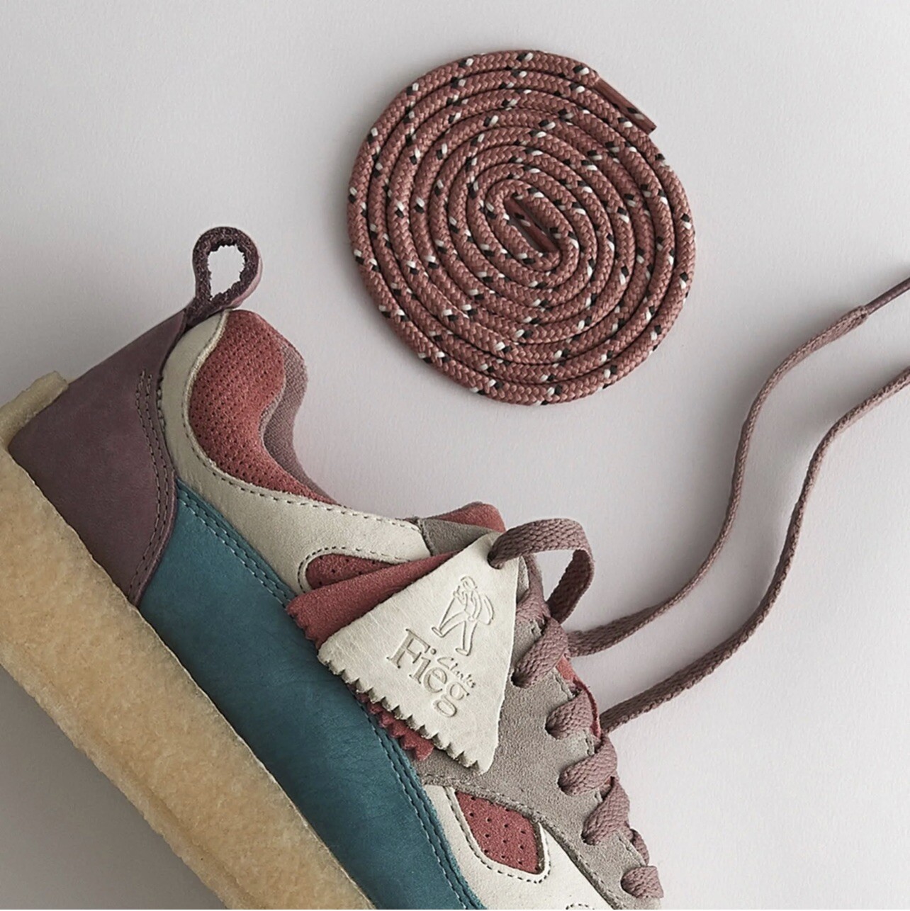 Clarks Fieg LOCKHILL PINK/BLUE brand New Size US 9.5 Sealed Box | eBay