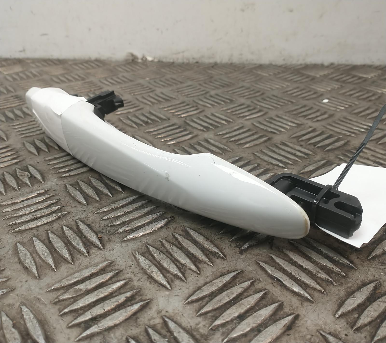 NISSAN MICRA DOOR HANDLE PART NUMBER 826405FA1A (*) 826405FA1A Petrol 5 ...