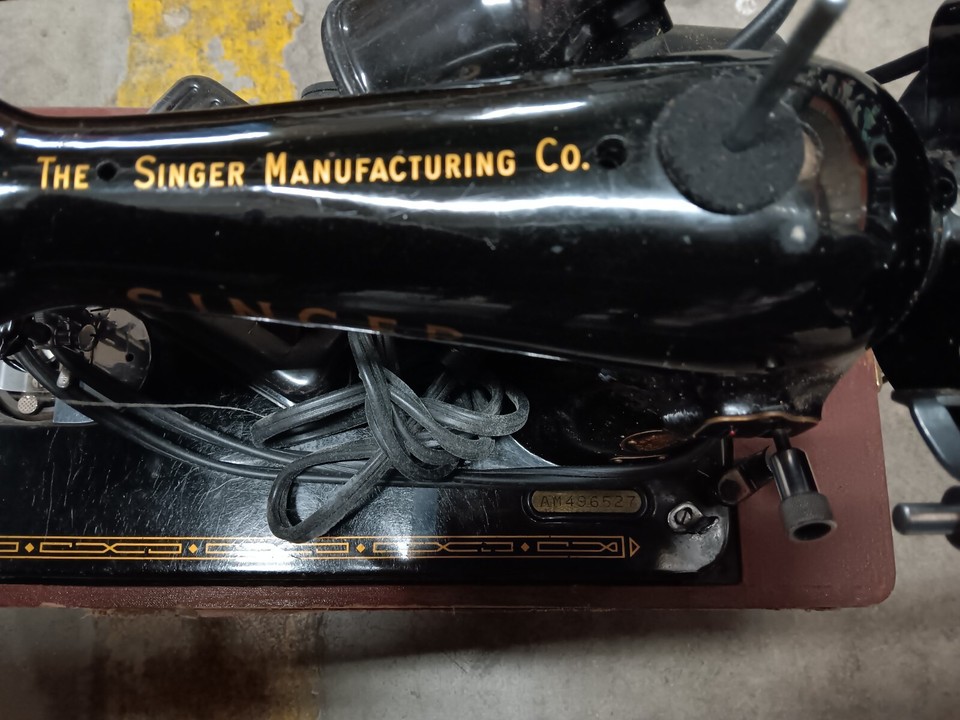 COLLECTIBLE.VINTAGE.EXCLUSIVE.UNIQUE.SINGER SEWING MACHINE 185 K3 ...