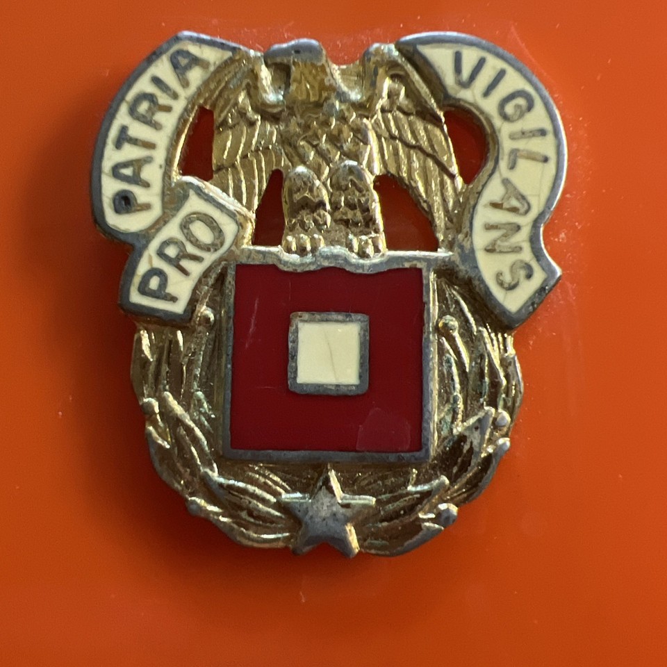 U.S. Army Signal Corps Regimental Crest Patria Pro Vigilans Military ...