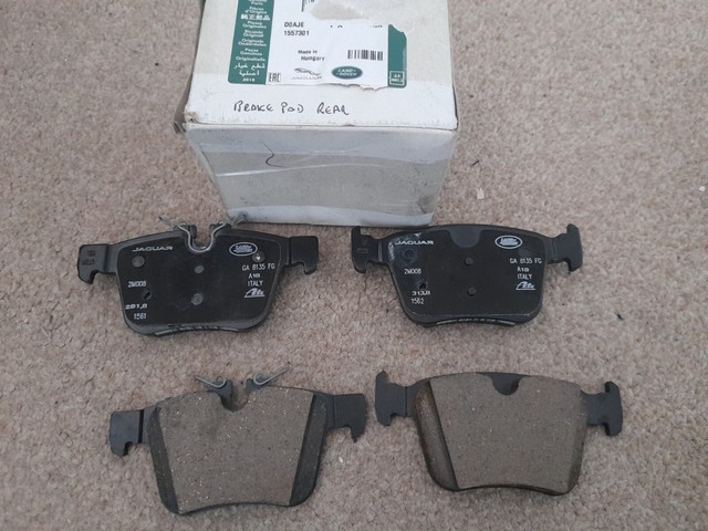 Genuine Jaguar XE XF E Pace Rear Brake Pads T2R36215 T2h7439 for sale ...