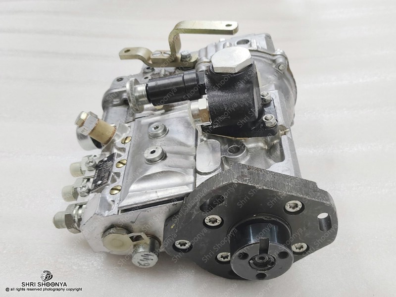 1446012M91 Fuel Injection Pump Fits For Massey Ferguson 20 135 135 2135 ...