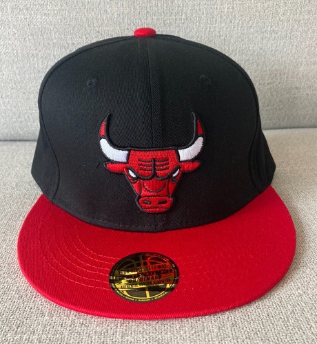 Chicago Bulls Snapback hat NBA - Snackpack Originals - Black with red ...