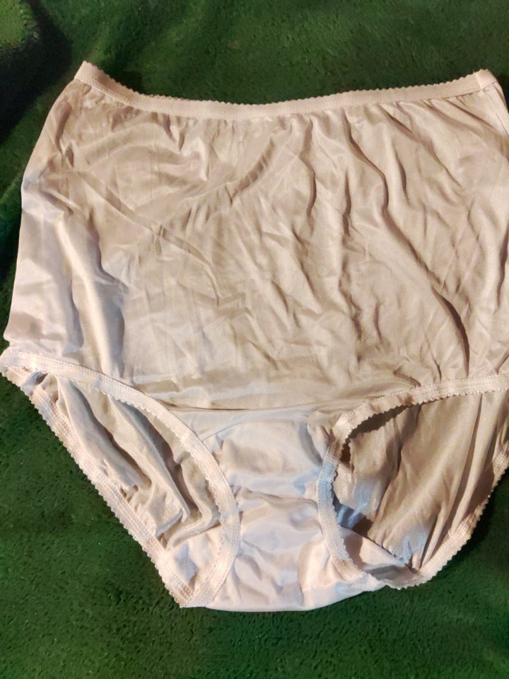 2 Pair Size 7 ShadowLine brief panties 100% Nylon w/tags super silky ...