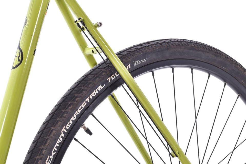 USED Surly Disc Trucker 60cm Steel Touring Bike Shimano 3x9 Speed Green ...