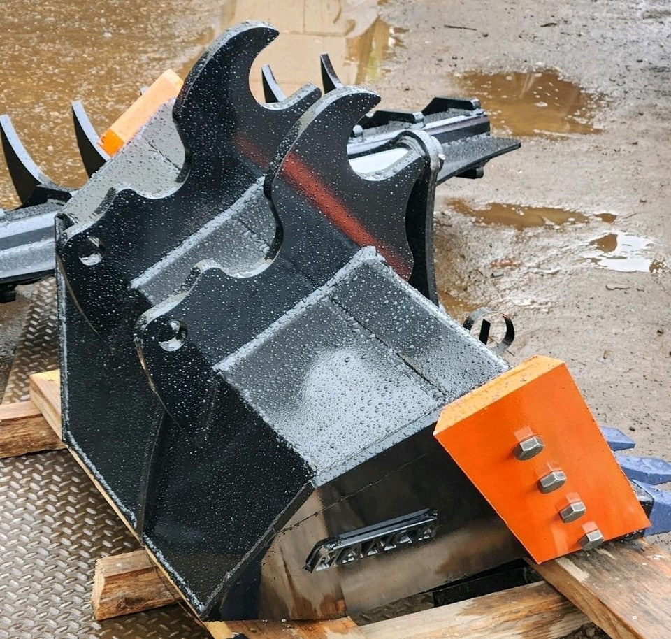 Kubota kx040 Trapezoid Excavator Bucket | eBay