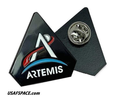 Authentic ARTEMIS PROGRAM- SLS -ORIGINAL NASA- BLACK SPACE Mission PIN ...