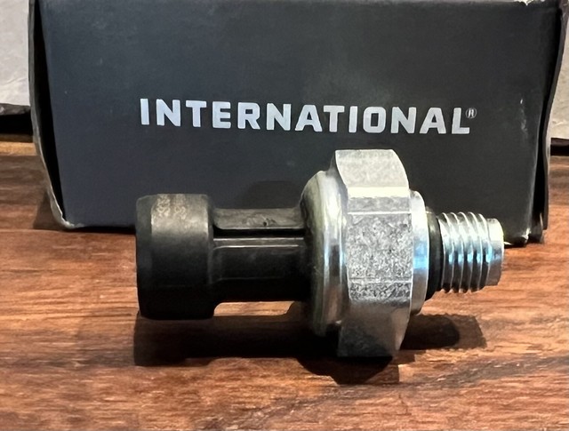 International Navistar Oil Pressure Sensor 1839415C91 for sale online ...