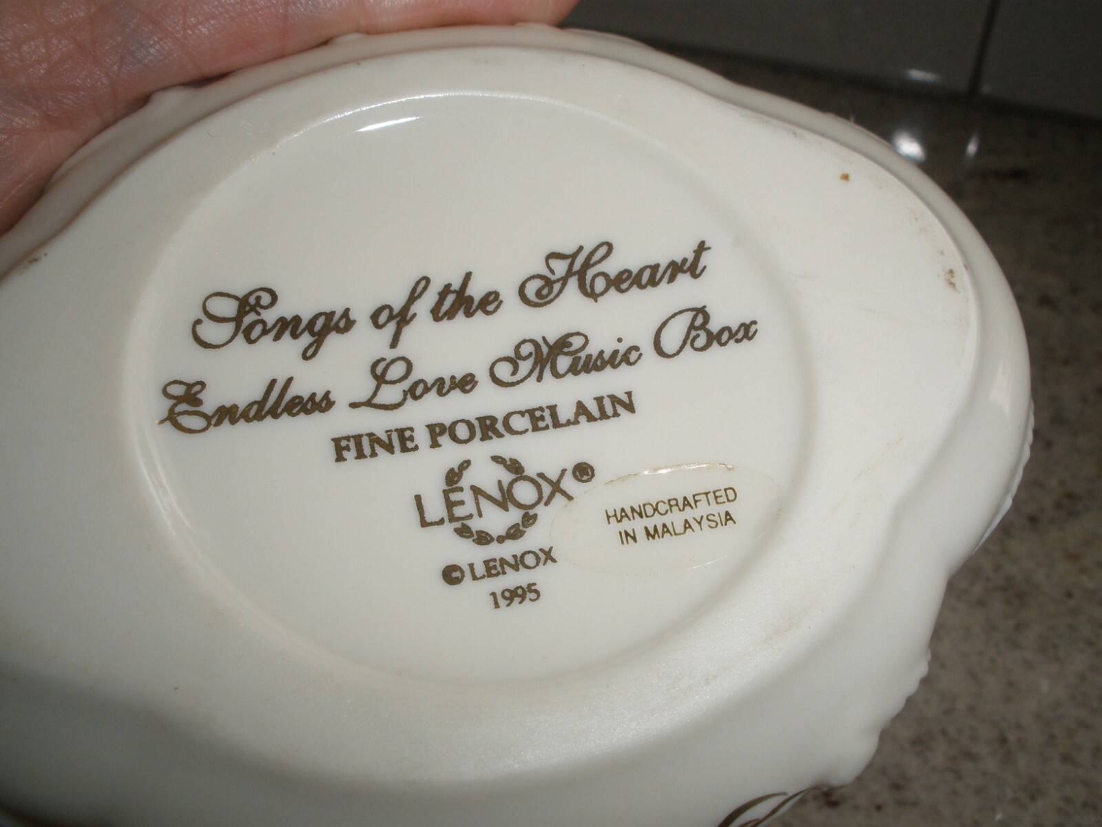 LENOX Endless Love Music Box 1995 Songs of the Heart with Lid | eBay