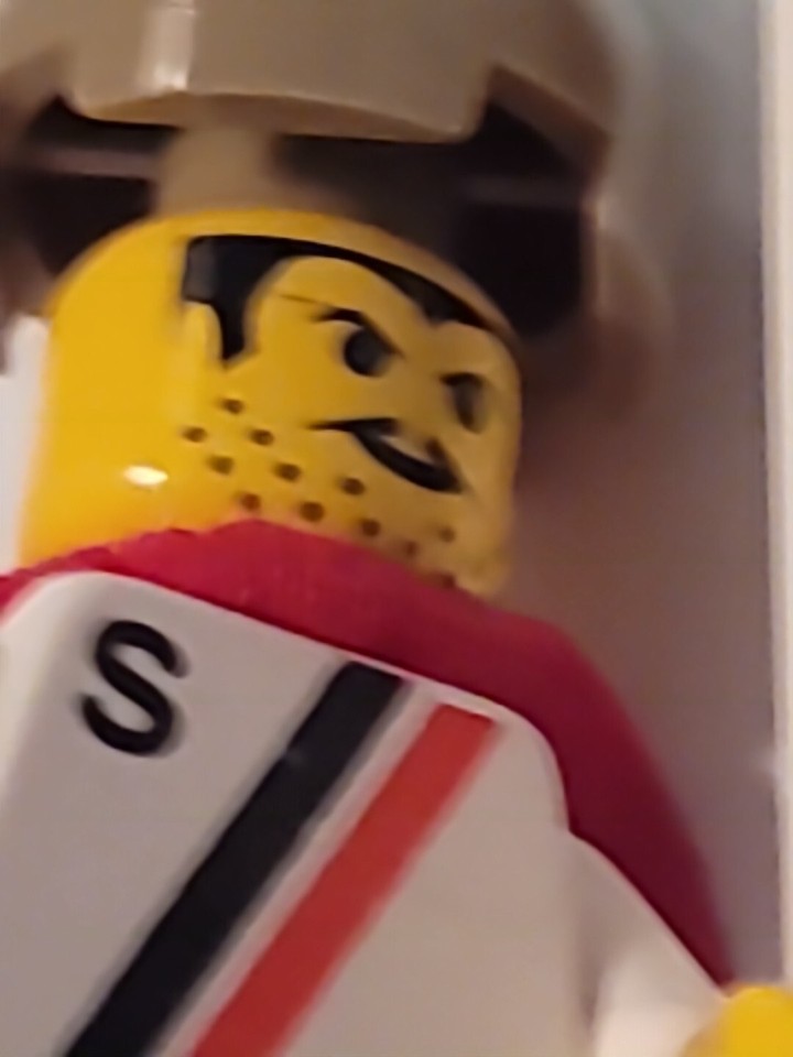 Mixed Lot 5 Lego Minifigs&Accessories Camera Man Movie Crew Astronaut ...