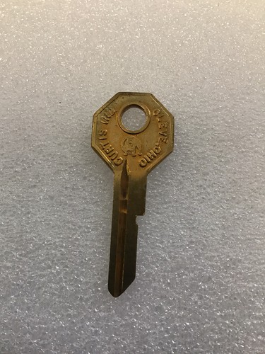 VINTAGE ORIGINAL BRASS CURTIS KEY BLANK 1935-1966 H1098LA B10 GM GTO ...