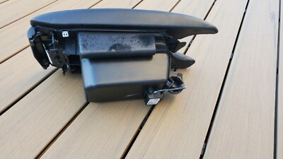 2015 - 2019 Cadillac ATS Center Console Lid Arm Rest Black Leather ...
